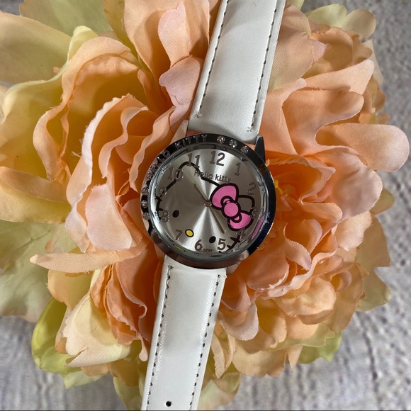 Hello Kitty | Jewelry | New Hello Kitty Rhinestone Leather Strap Watch ...